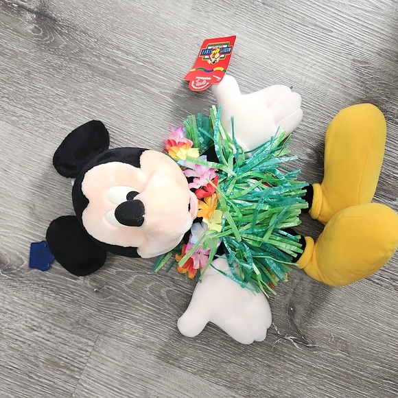 Disney | Toys | Vintage Disney Applause Hawaiian Mickey | Poshmark